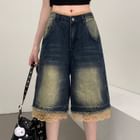 Coline - Low Rise Lace Trim Washed Frayed Wide Leg Jorts | YesStyle