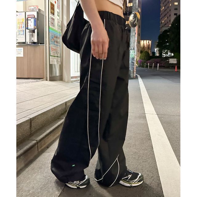 SIMPLY MOOD - Piped Wide Stopper Track Pants | YesStyle