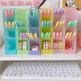 Tuhat - Plastic Angled Pen Holder | YesStyle