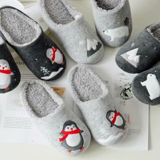 BEANS - Polar Bear / Penguin Fleece-lined Home Slippers | YesStyle