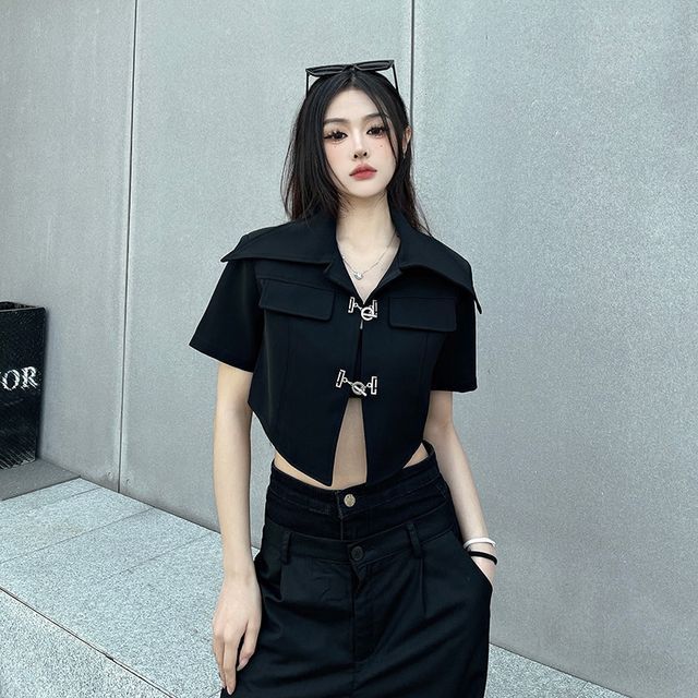 Porstina - Collared Plain Crop Clasp Jacket | YesStyle