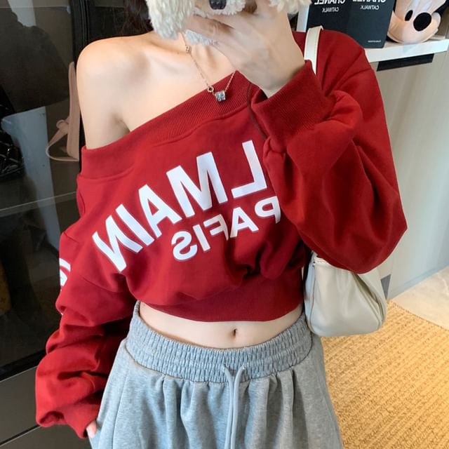 Duwnie - Off-Shoulder Lettering Cropped Pullover / Drawstring Waist ...