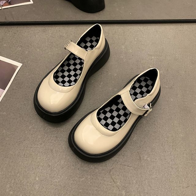 Red Wolf - Platform Mary Jane Shoes | YesStyle