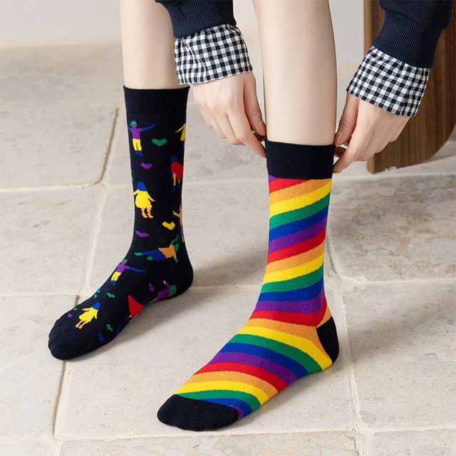 Soccus - Asymmetrical Jacquard Socks | YesStyle