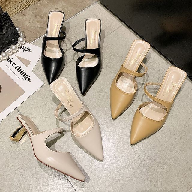 Gordong - Low Heel Pointy Mules | YesStyle