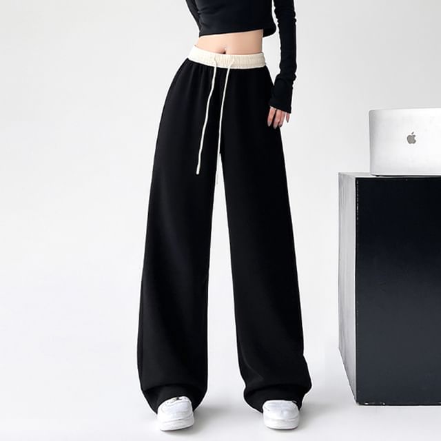 darkroesin - Drawstring Waist Two Tone Wide Leg Sweatpants | YesStyle