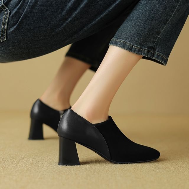Cinnabelle - Pointed Two Tone Chunky Heel Pumps | YesStyle