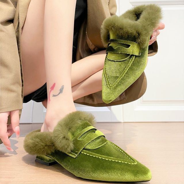 Novice - Pointy Fluffy Mules | YesStyle