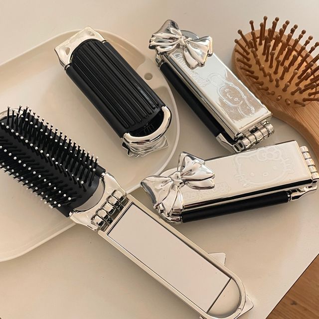 Intimo - Plastic Bow Foldable Hair Brush (Various Designs) | YesStyle