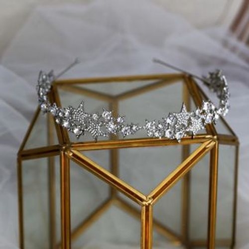 Vivian Design - Rhinestone Star Tiara | YesStyle