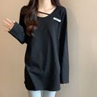 Shinsei - Long-Sleeve Asymmetrical Neck Plain Label Applique Tee | YesStyle