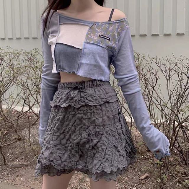 Avox - Long-Sleeve Panel Cropped Top | YesStyle