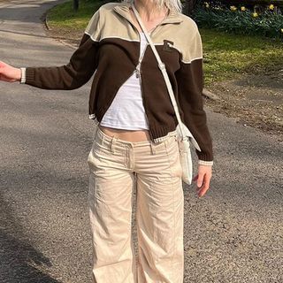 Genrovia - Color Block Lettering Cropped Zip Cardigan | YesStyle