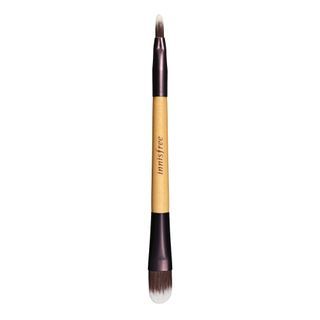 Buy innisfree - Beauty Tool Mini Dual Correcting Brush in Bulk ...