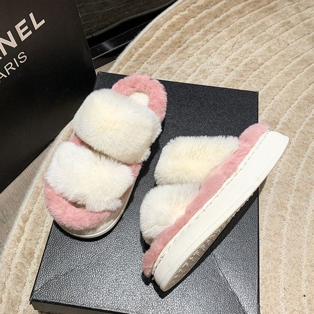 Asterisk - Two-Tone Platform Fluffy Slippers | YesStyle