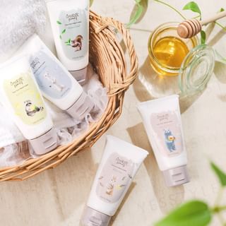 Buy BCL - Vecua Honey Wonder Honey Toro Toro Hand Cream in Bulk | AsianBeautyWholesale.com