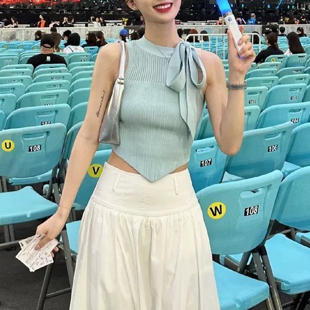 Mushini - Crew Neck Plain Knotted Cutout Crop Vest | YesStyle