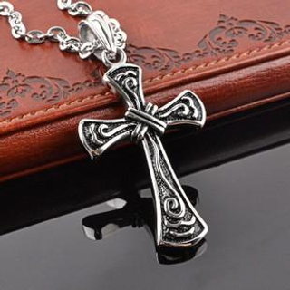 Trend Cool - Cross Necklace | YesStyle
