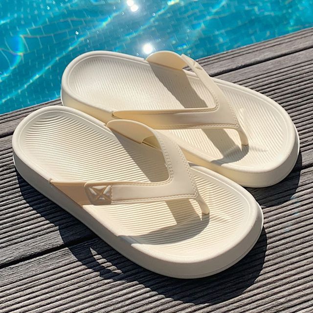 ZORI - Platform Flip-Flops | YesStyle