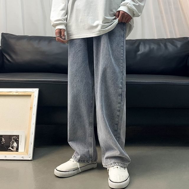 Macho - Mid Rise Washed Straight Leg Jeans | YesStyle