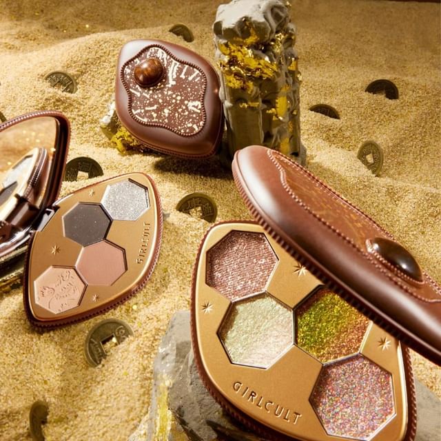 GIRLCULT - Gold Rush Series Vision Eyeshadow Palette - 2 Types | YesStyle