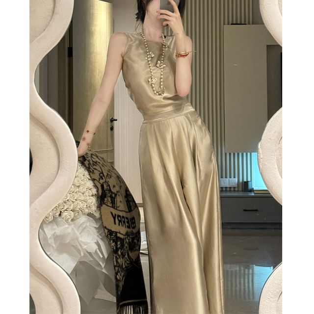 NENE - Sleeveless Round Neck Plain Top / High Waist Plain Wide Leg ...
