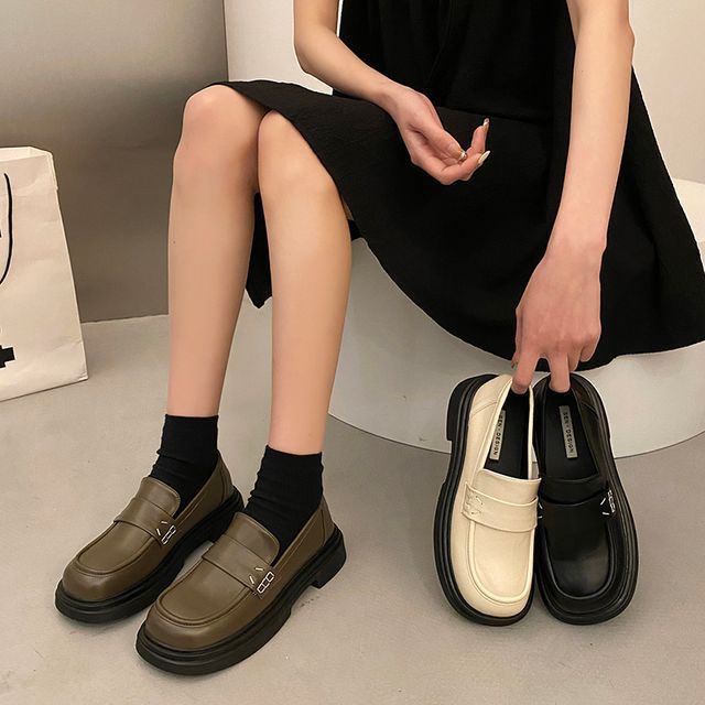 Nikao - Square Toe Platform Chunky Heel Loafers | YesStyle