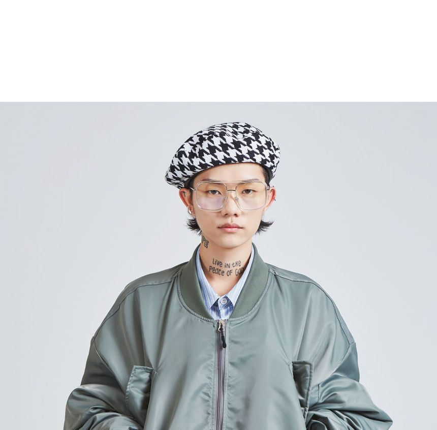 Heloi Houndstooth Beret | YesStyle
