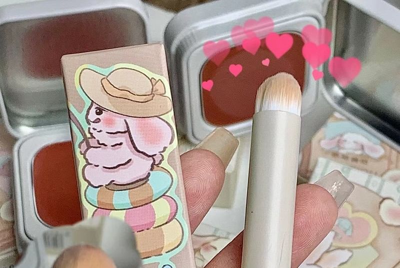 Buy YIGU DIGU - Lip Brush in Bulk | AsianBeautyWholesale.com