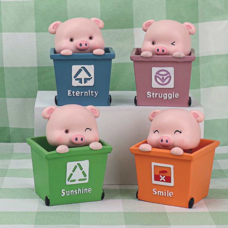 Foresty Pig & Recycle Bin Resin Ornament | YesStyle