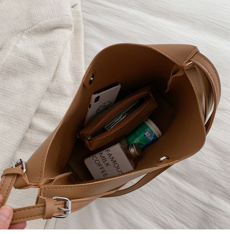 Lizzy Faux Leather Tote Bag | YesStyle