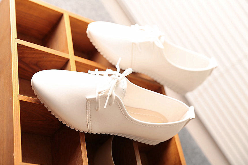 Moonlit Valley Two-Eyelet Lace-Up Shoes | YesStyle