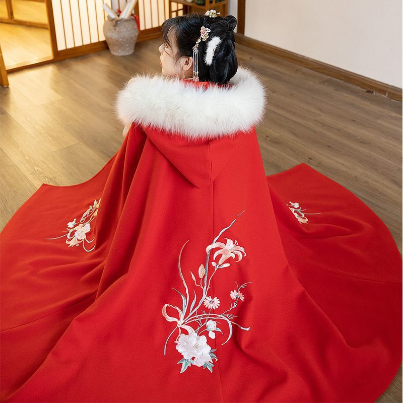 RIMIA Traditional Chinese Embroidered Cape | YesStyle