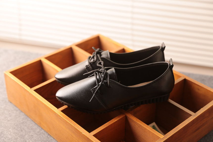 Moonlit Valley Two-Eyelet Lace-Up Shoes | YesStyle