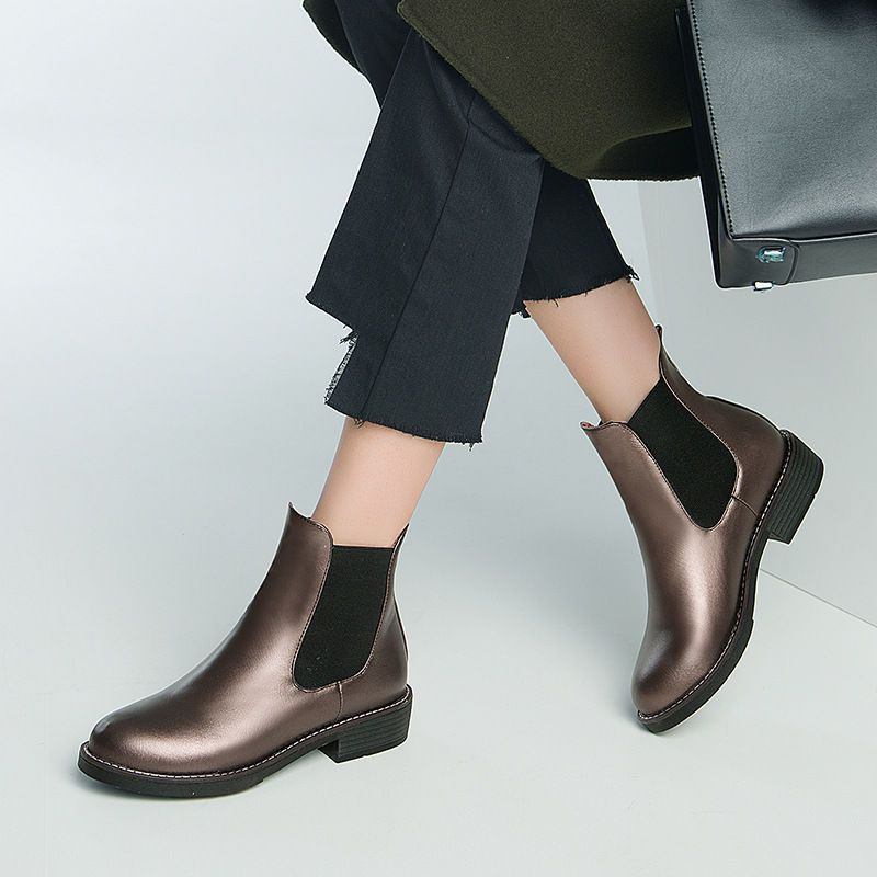 Megan Chelsea Short Boots | YesStyle