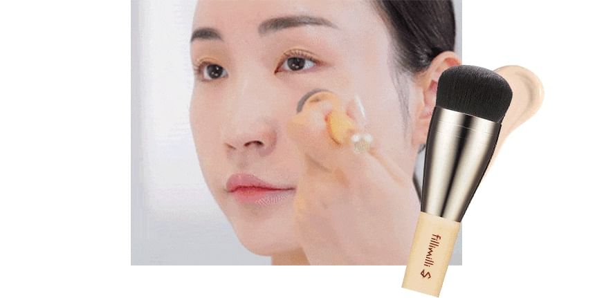 Buy fillimilli - S Full Cover Foundation Brush 825 in Bulk ...