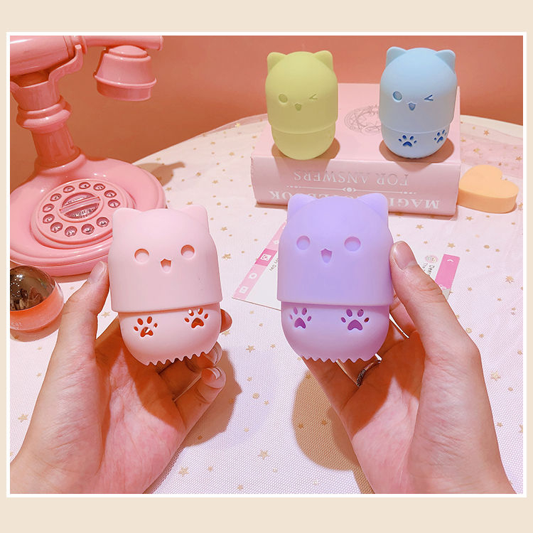 Michu Cat-Shaped Makeup Sponge Case | YesStyle