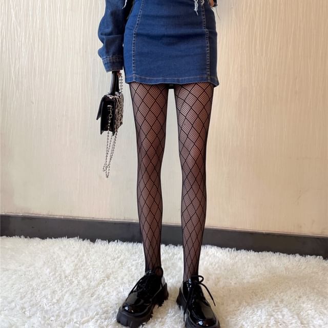 Lahmacun - Diamond Print Sheer Tights | YesStyle