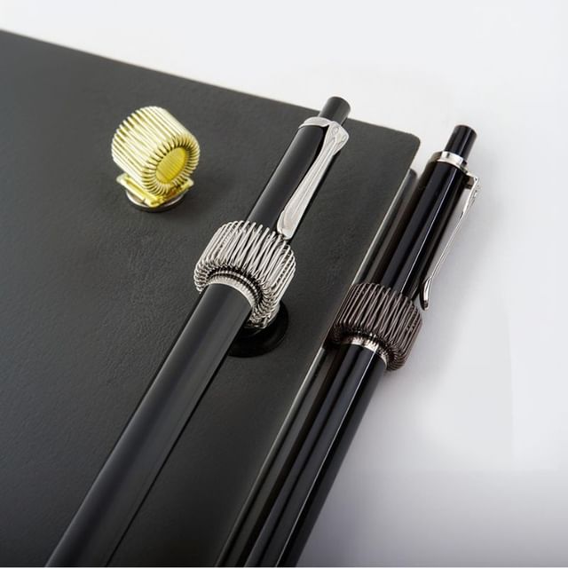 MIDORI - Stainless Steel Clip On / Magnetic Diary Pen Holder | YesStyle