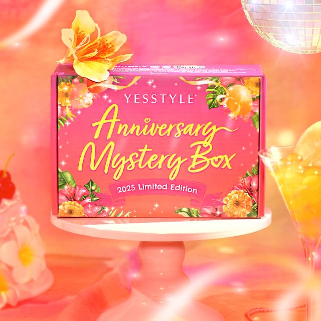 YesStyle Beauty Box - YesStyle Anniversary Mystery Box (2025 Limited ...